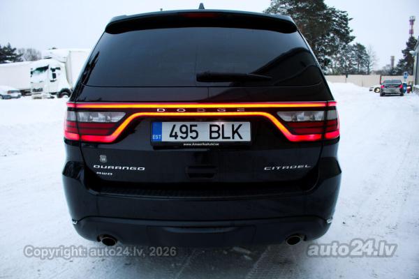 Black Dodge Durango 2014 in Tallinn, with an engine capacity of 3.60 L and mileage of 292 thousand km for 19500 €, photo 8 on AUTOMOTO.COM.LV