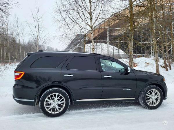 Melns Dodge Durango 2014 Šauļi, ar dzinēja tilpumu 3.60 L un nobraukumu 290 tūkst. km par 13900 €, foto 5 vietnē AUTOMOTO.COM.LV