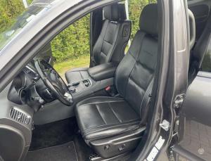 Black Dodge Durango 2014 in Silale, with an engine capacity of 5.65 L and mileage of 198 thousand km for 14200 €, photo 11 on AUTOMOTO.COM.LV