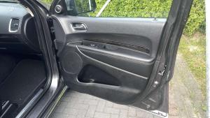 Black Dodge Durango 2014 in Silale, with an engine capacity of 5.65 L and mileage of 198 thousand km for 14200 €, photo 15 on AUTOMOTO.COM.LV