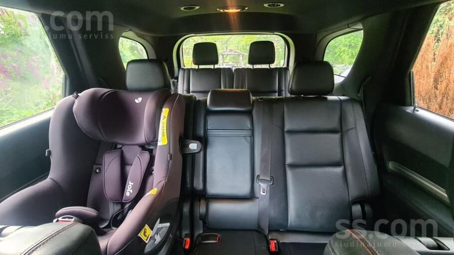 Black Dodge Durango 2014 in Riga, with an engine capacity of 3.60 L and mileage of 280 thousand km for 16000 €, photo 15 on AUTOMOTO.COM.LV