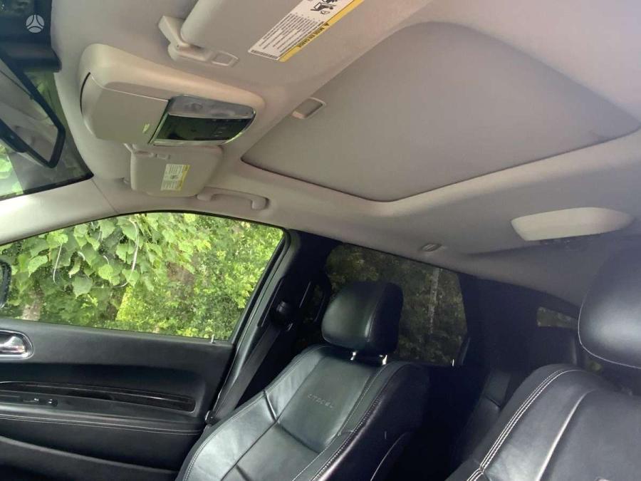 Black Dodge Durango 2014 in Klaipeda, with an engine capacity of 3.60 L and mileage of 262 thousand km for 13500 €, photo 14 on AUTOMOTO.COM.LV