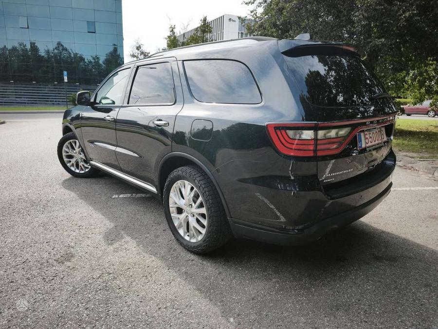 Melns Dodge Durango 2014 Viļņa, ar dzinēja tilpumu 3.60 L un nobraukumu 211 tūkst. km par 15400 €, foto 5 vietnē AUTOMOTO.COM.LV