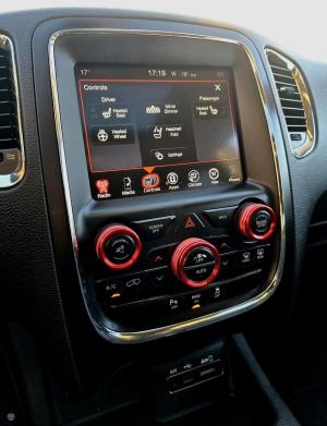 Melns Dodge Durango 2014 Tauragė, ar dzinēja tilpumu 3.60 L un nobraukumu 201 tūkst. km par 12500 €, foto 19 vietnē AUTOMOTO.COM.LV