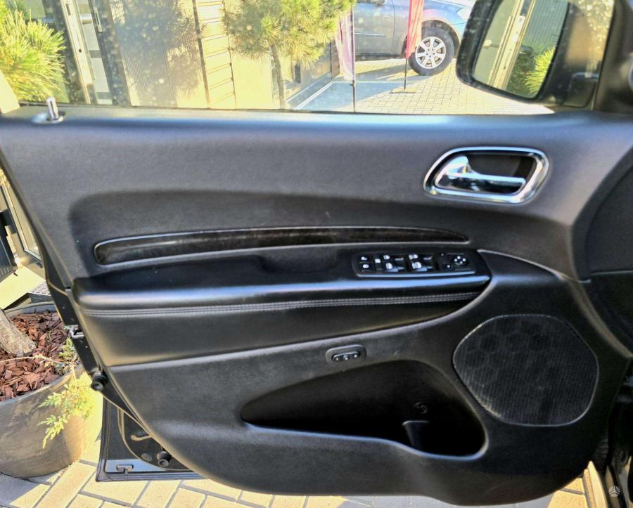 Melns Dodge Durango 2014 Tauragė, ar dzinēja tilpumu 3.60 L un nobraukumu 201 tūkst. km par 12500 €, foto 31 vietnē AUTOMOTO.COM.LV