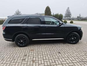 Black Dodge Durango 2015 in Kaunas, with an engine capacity of 3.60 L and mileage of 229 thousand km for 12200 €, photo 6 on AUTOMOTO.COM.LV