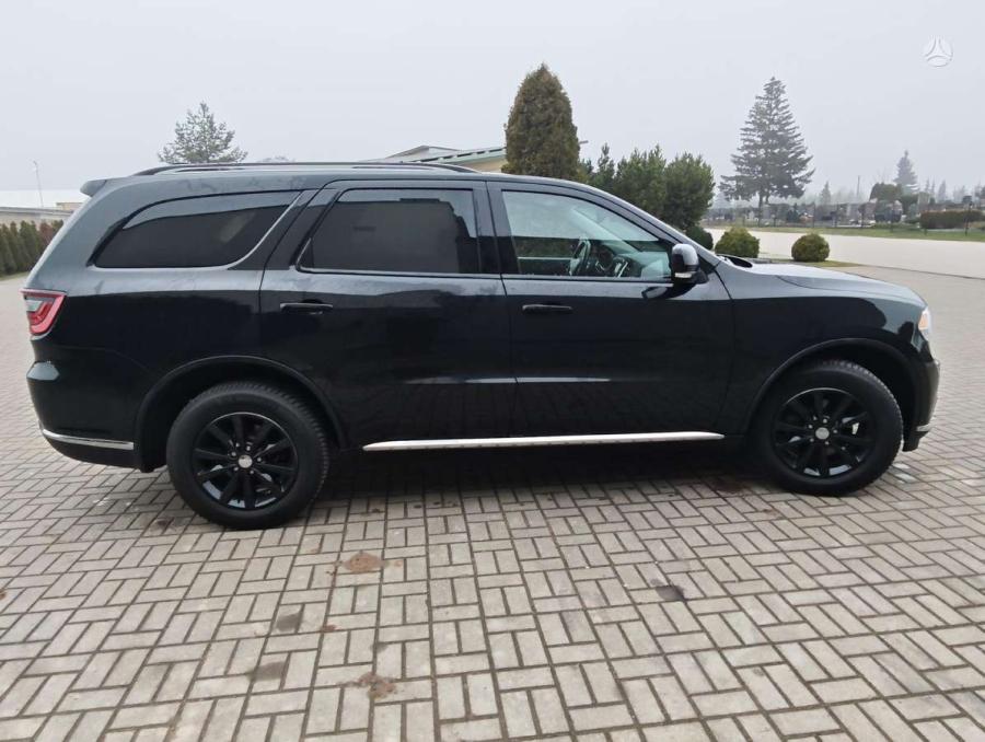 Black Dodge Durango 2015 in Kaunas, with an engine capacity of 3.60 L and mileage of 229 thousand km for 12200 €, photo 6 on AUTOMOTO.COM.LV