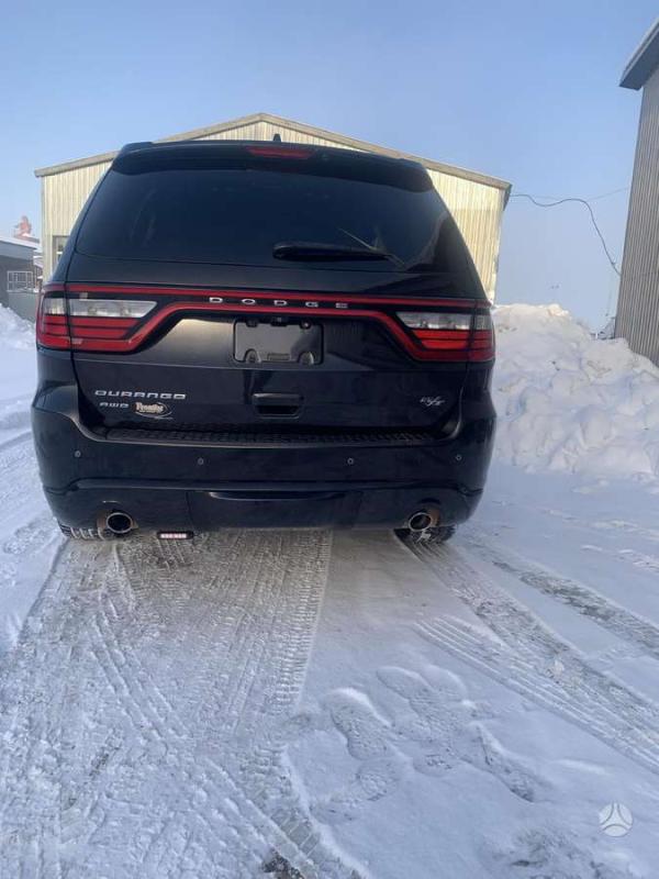 Black Dodge Durango 2015 in Klaipeda, with an engine capacity of 5.65 L and mileage of 245 thousand km for 15590 €, photo 5 on AUTOMOTO.COM.LV