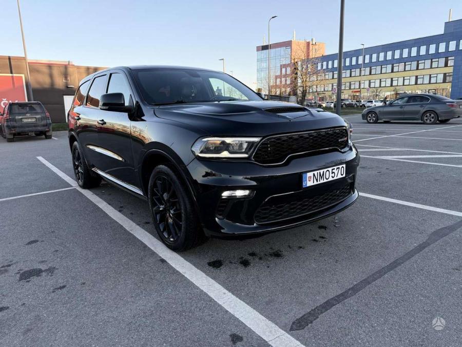 Melns Dodge Durango 2015 Klaipėda, ar dzinēja tilpumu 5.65 L un nobraukumu 254 tūkst. km par 18850 €, foto 1 vietnē AUTOMOTO.COM.LV