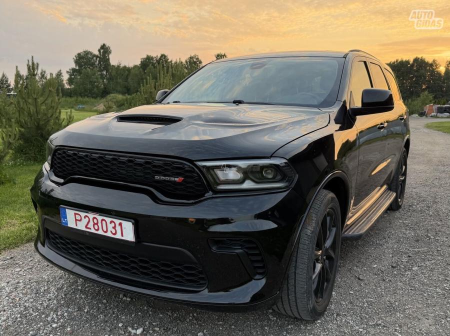 Black Dodge Durango 2015 in Gargzdai, with an engine capacity of 3.60 L and mileage of 169 thousand km for 15700 €, photo 1 on AUTOMOTO.COM.LV