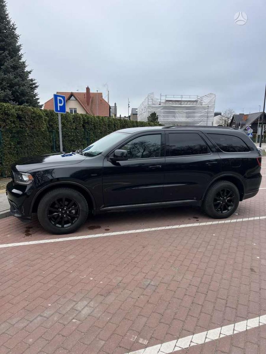 Black Dodge Durango 2015 in Klaipeda, with an engine capacity of 3.60 L and mileage of 256 thousand km for 12200 €, photo 5 on AUTOMOTO.COM.LV