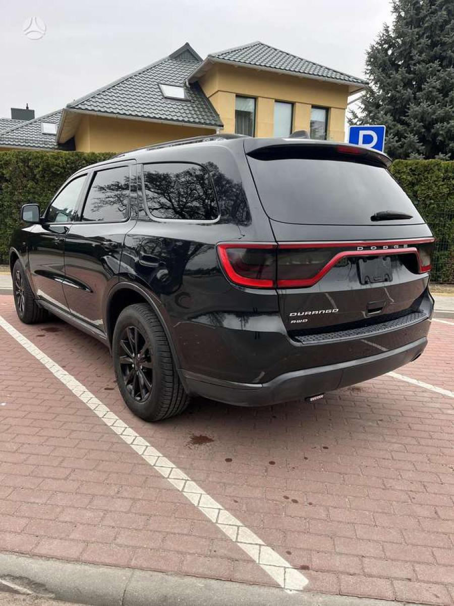 Black Dodge Durango 2015 in Klaipeda, with an engine capacity of 3.60 L and mileage of 256 thousand km for 12200 €, photo 6 on AUTOMOTO.COM.LV