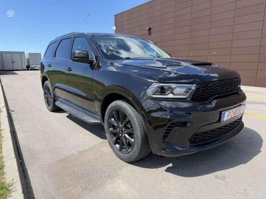Black Dodge Durango 2015 in Gargzdai, with an engine capacity of 3.60 L and mileage of 169 thousand km for 15700 €, photo 14 on AUTOMOTO.COM.LV