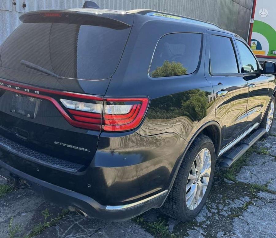 Melns Dodge Durango 2015 Klaipėda, ar dzinēja tilpumu 3.60 L un nobraukumu 275 tūkst. km par 12900 €, foto 9 vietnē AUTOMOTO.COM.LV