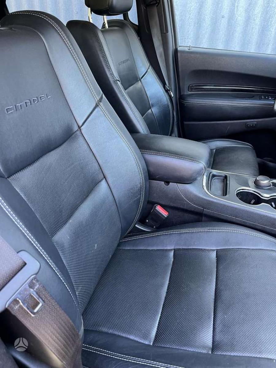 Melns Dodge Durango 2015 Klaipėda, ar dzinēja tilpumu 3.60 L un nobraukumu 275 tūkst. km par 12900 €, foto 12 vietnē AUTOMOTO.COM.LV