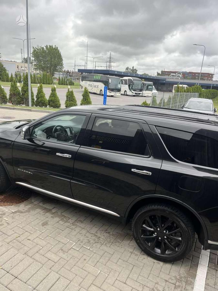 Melns Dodge Durango 2015 Klaipėda, ar dzinēja tilpumu 5.65 L un nobraukumu 280 tūkst. km par 13500 €, foto 6 vietnē AUTOMOTO.COM.LV
