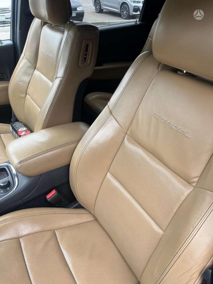 Melns Dodge Durango 2015 Klaipėda, ar dzinēja tilpumu 5.65 L un nobraukumu 280 tūkst. km par 13500 €, foto 13 vietnē AUTOMOTO.COM.LV