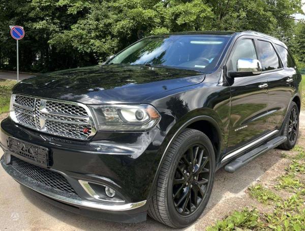 Black Dodge Durango 2015 in Kretinga, with an engine capacity of 3.60 L and mileage of 270 thousand km for 12500 €, photo 4 on AUTOMOTO.COM.LV
