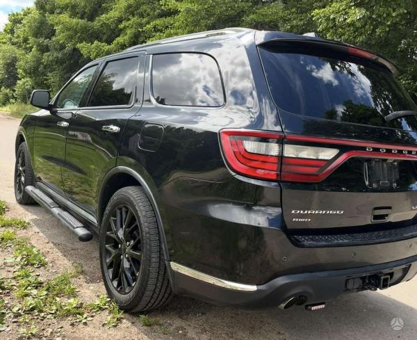 Melns Dodge Durango 2015 Ukmergė, ar dzinēja tilpumu 3.60 L un nobraukumu 276 tūkst. km par 12500 €, foto 5 vietnē AUTOMOTO.COM.LV