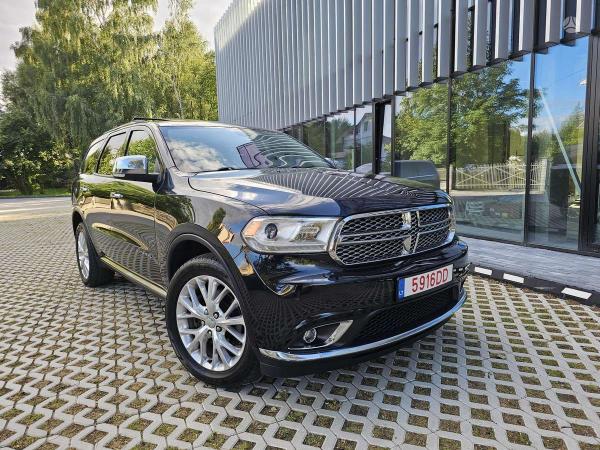 Black Dodge Durango 2015 in Kaunas, with an engine capacity of 5.65 L and mileage of 161 thousand km for 15500 €, photo 8 on AUTOMOTO.COM.LV