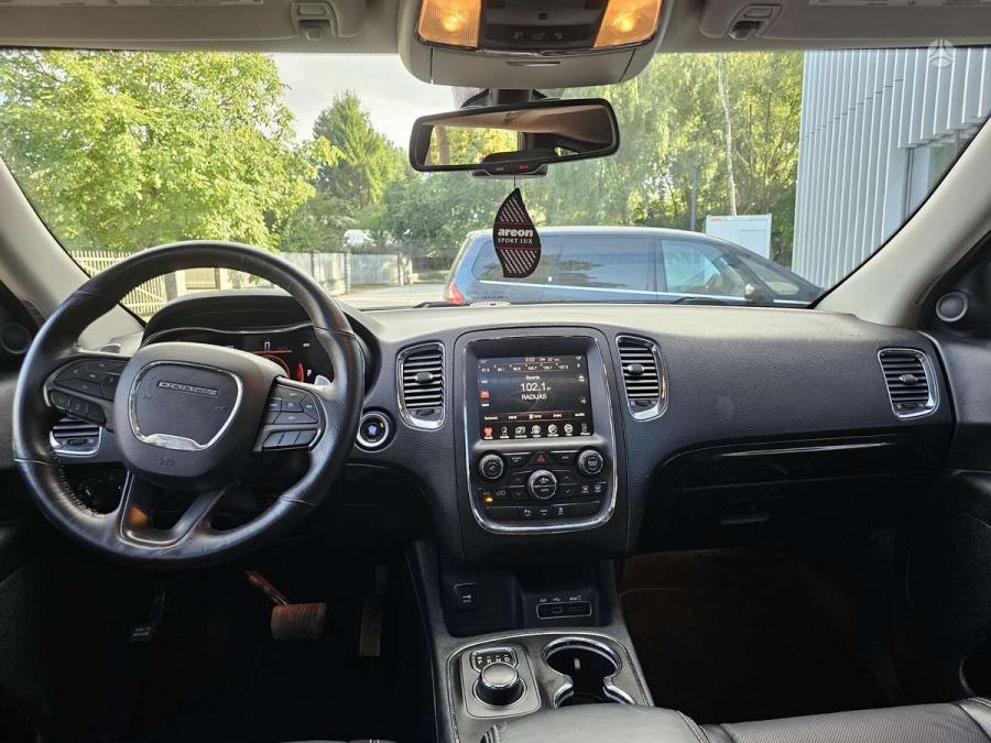 Black Dodge Durango 2015 in Kaunas, with an engine capacity of 5.65 L and mileage of 161 thousand km for 15500 €, photo 19 on AUTOMOTO.COM.LV