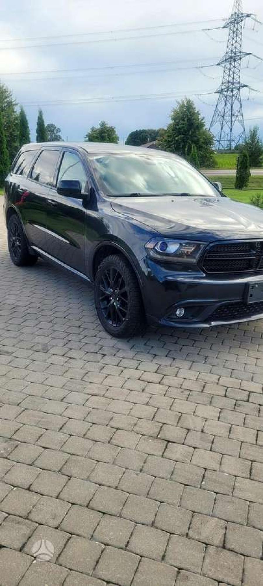Black Dodge Durango 2015 in Alytus, with an engine capacity of 3.60 L and mileage of 291 thousand km for 8199 €, photo 7 on AUTOMOTO.COM.LV