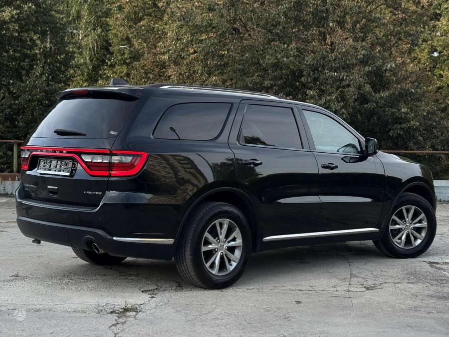 Melns Dodge Durango 2015 Viļņa, ar dzinēja tilpumu 3.60 L un nobraukumu 226 tūkst. km par 15800 €, foto 4 vietnē AUTOMOTO.COM.LV