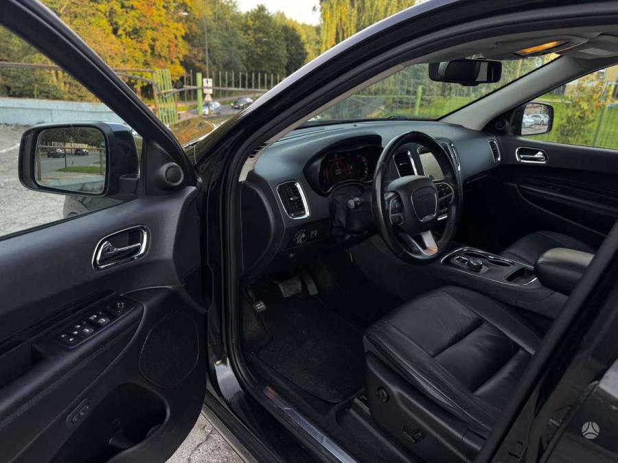 Melns Dodge Durango 2015 Viļņa, ar dzinēja tilpumu 3.60 L un nobraukumu 226 tūkst. km par 15800 €, foto 24 vietnē AUTOMOTO.COM.LV