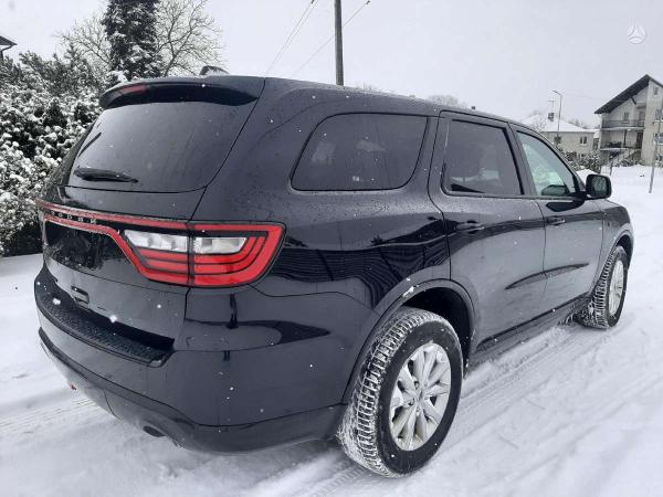 Black Dodge Durango 2016 in Kaunas, with an engine capacity of 3.60 L and mileage of 190 thousand km for 15700 €, photo 7 on AUTOMOTO.COM.LV