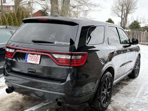 Black Dodge Durango 2016 in Alytus, with an engine capacity of 5.65 L and mileage of 165 thousand km for 19999 €, photo 3 on AUTOMOTO.COM.LV