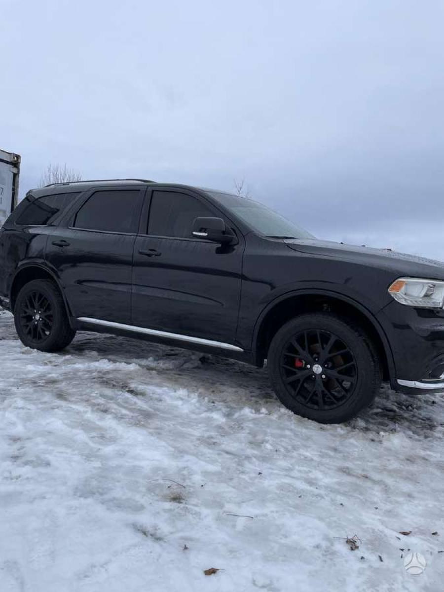 Melns Dodge Durango 2016 Kretinga, ar dzinēja tilpumu 3.60 L un nobraukumu 66 tūkst. km par 11600 €, foto 3 vietnē AUTOMOTO.COM.LV