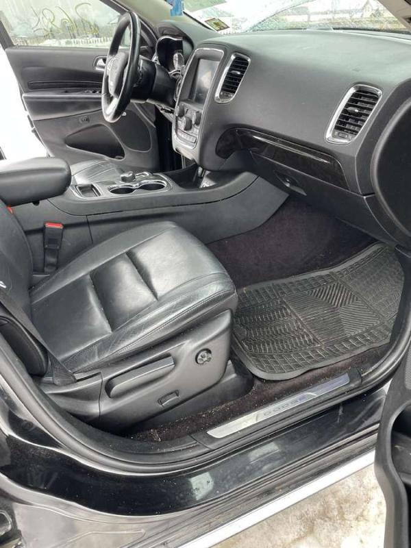 Black Dodge Durango 2016 in Kretinga, with an engine capacity of 3.60 L and mileage of 66 thousand km for 11600 €, photo 11 on AUTOMOTO.COM.LV