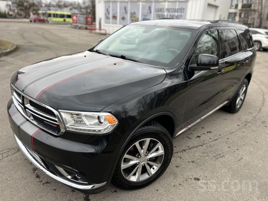 Black Dodge Durango 2016 in Riga, with an engine capacity of 3.60 L and mileage of 172 thousand km for 18990 €, photo 7 on AUTOMOTO.COM.LV
