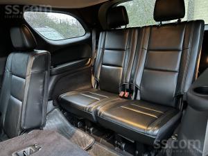 Black Dodge Durango 2016 in Riga, with an engine capacity of 3.60 L and mileage of 172 thousand km for 18990 €, photo 10 on AUTOMOTO.COM.LV
