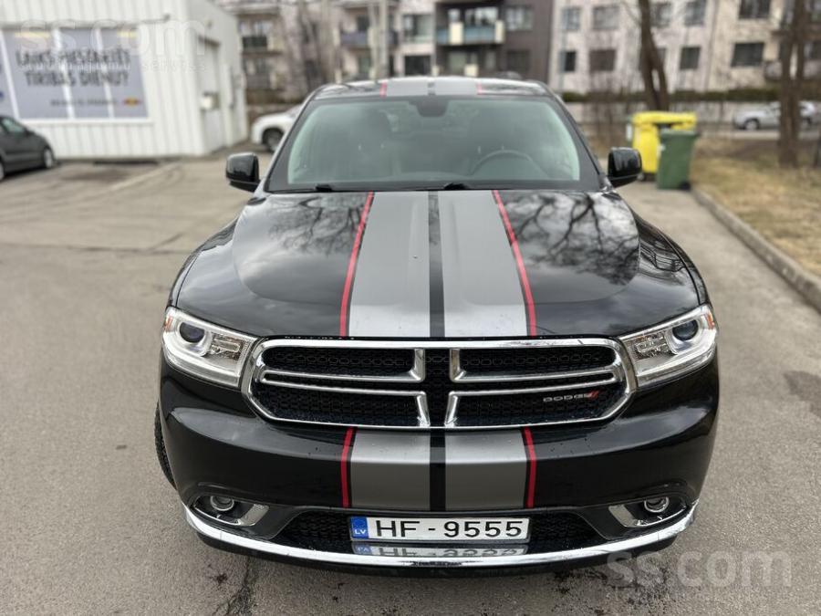 Black Dodge Durango 2016 in Riga, with an engine capacity of 3.60 L and mileage of 172 thousand km for 18990 €, photo 16 on AUTOMOTO.COM.LV