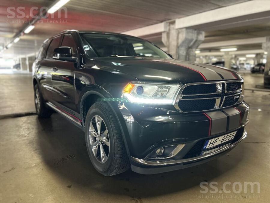 Black Dodge Durango 2016 in Riga, with an engine capacity of 3.60 L and mileage of 172 thousand km for 18990 €, photo 27 on AUTOMOTO.COM.LV