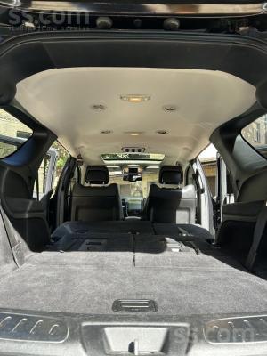 Black Dodge Durango 2016 in Riga, with an engine capacity of 3.60 L and mileage of 172 thousand km for 18990 €, photo 35 on AUTOMOTO.COM.LV