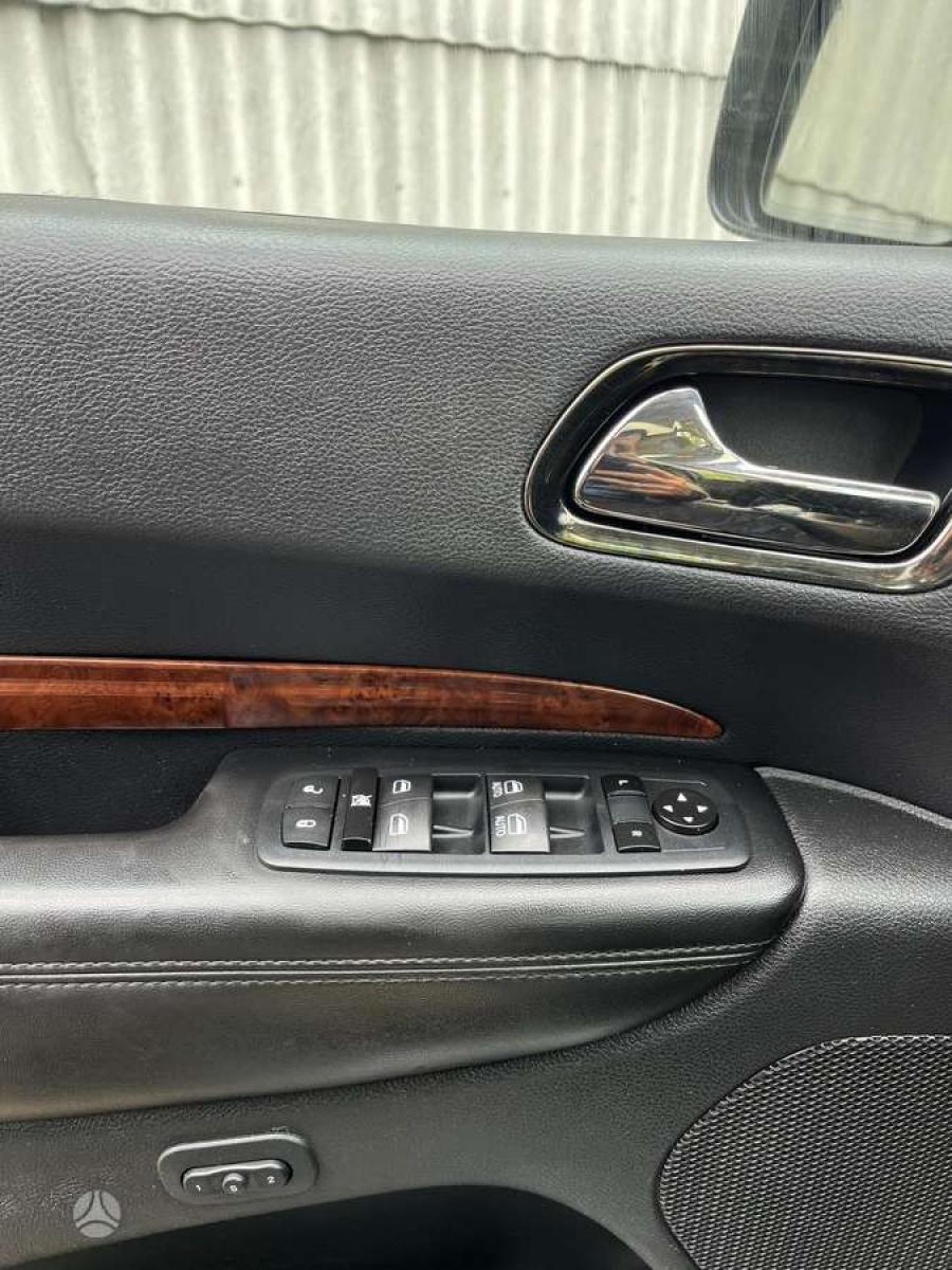 Melns Dodge Durango 2016 Klaipėda, ar dzinēja tilpumu 3.60 L un nobraukumu 145 tūkst. km par 13300 €, foto 18 vietnē AUTOMOTO.COM.LV