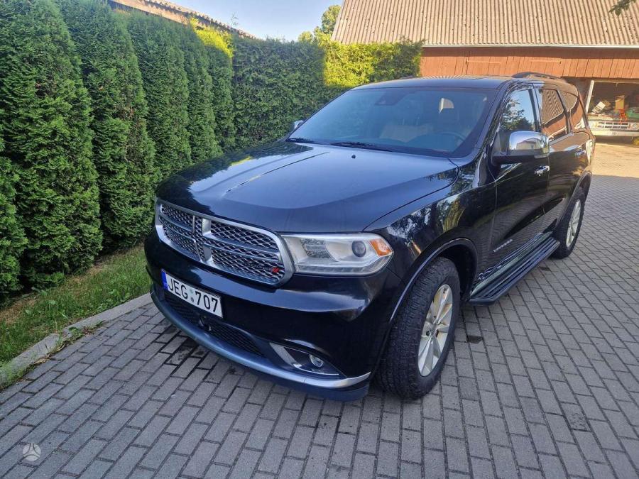 Black Dodge Durango 2016 in Taurage, with an engine capacity of 5.70 L and mileage of 310 thousand km for 15490 €, photo 3 on AUTOMOTO.COM.LV