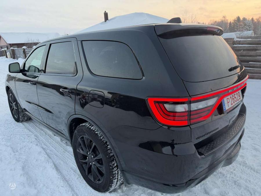 Black Dodge Durango 2017 in Siauliai, with an engine capacity of 3.60 L and mileage of 166 thousand km for 9000 €, photo 7 on AUTOMOTO.COM.LV