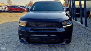 Black Dodge Durango 2017 in Kretinga, with an engine capacity of 5.70 L and mileage of 272 thousand km for 17499 €, photo 2 on AUTOMOTO.COM.LV