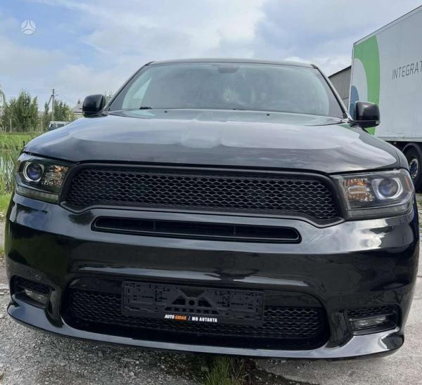 Black Dodge Durango 2017 in Klaipeda, with an engine capacity of 3.60 L and mileage of 260 thousand km for 12300 €, photo 1 on AUTOMOTO.COM.LV