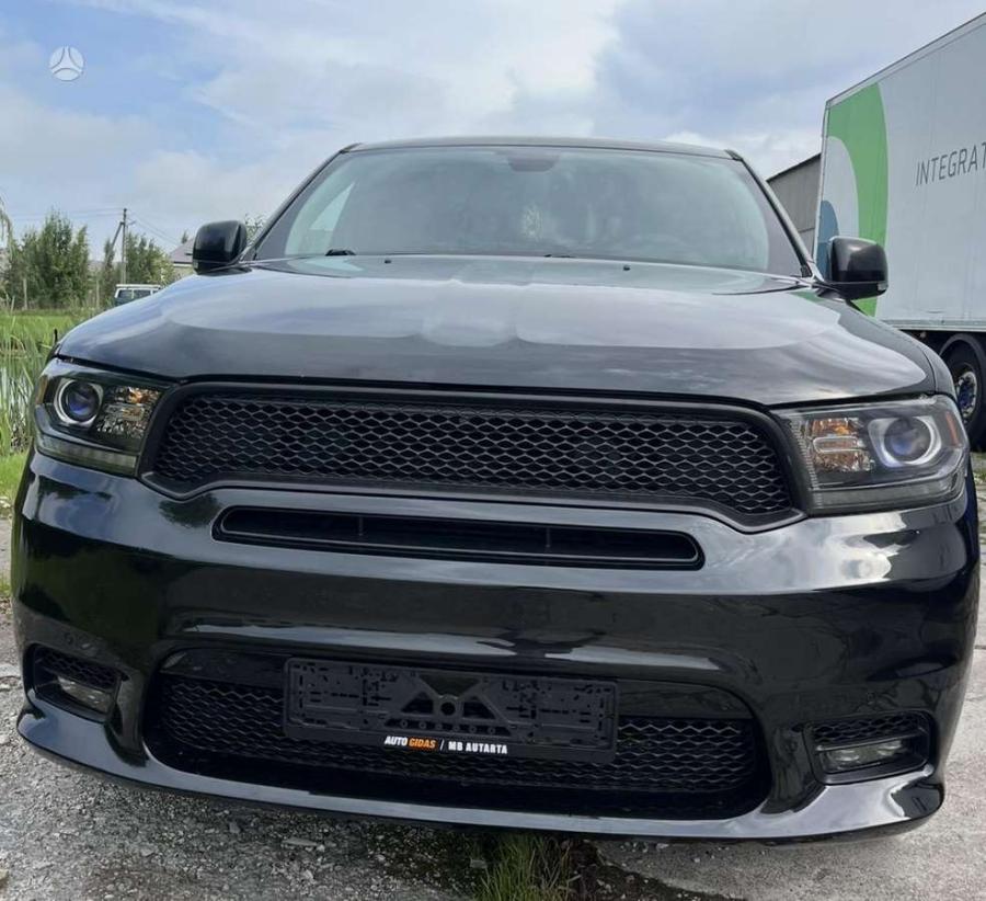 Black Dodge Durango 2017 in Klaipeda, with an engine capacity of 3.60 L and mileage of 260 thousand km for 12300 €, photo 1 on AUTOMOTO.COM.LV