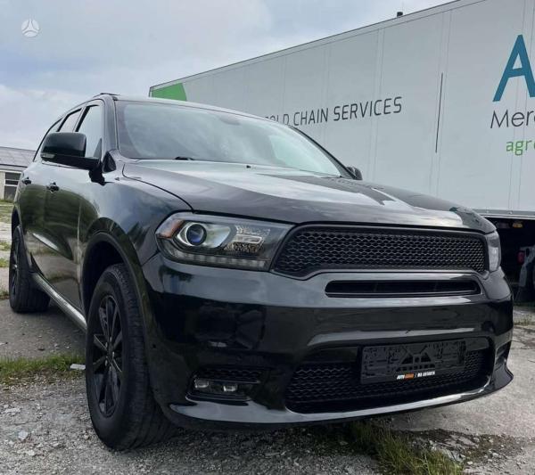 Black Dodge Durango 2017 in Klaipeda, with an engine capacity of 3.60 L and mileage of 260 thousand km for 12300 €, photo 3 on AUTOMOTO.COM.LV