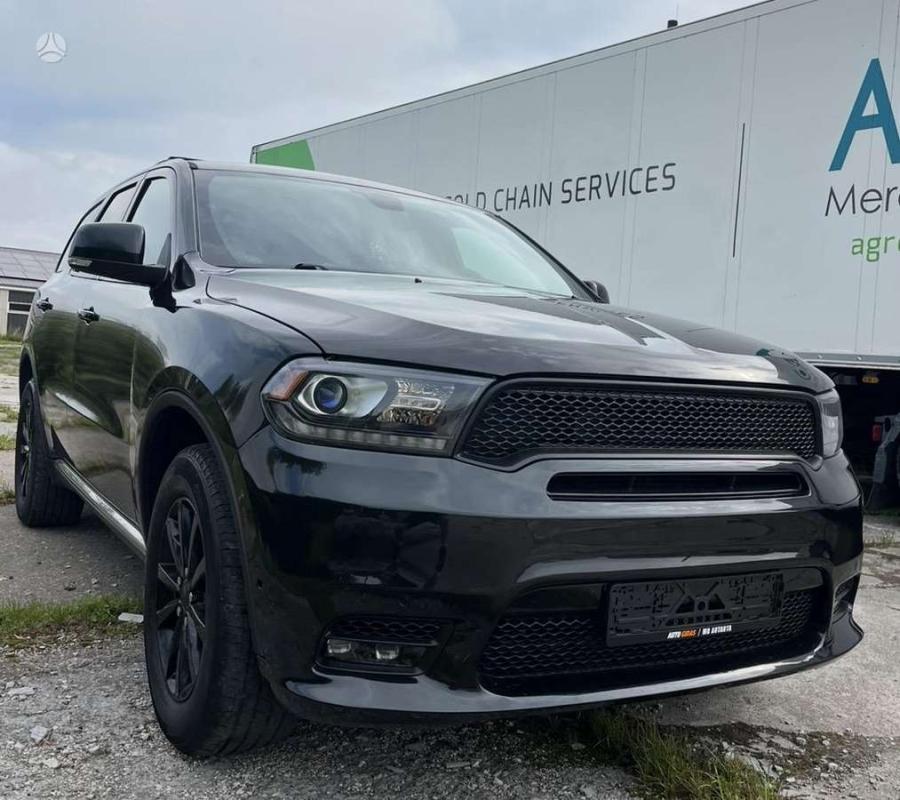 Black Dodge Durango 2017 in Klaipeda, with an engine capacity of 3.60 L and mileage of 260 thousand km for 12300 €, photo 4 on AUTOMOTO.COM.LV