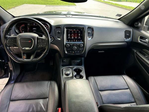 Black Dodge Durango 2017 in Siauliai, with an engine capacity of 5.65 L and mileage of 169 thousand km for 21800 €, photo 10 on AUTOMOTO.COM.LV