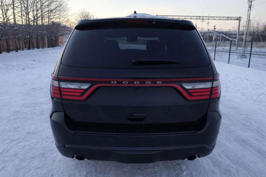 Black Dodge Durango 2018 in Siauliai, with an engine capacity of 5.70 L and mileage of 150 thousand km for 24000 €, photo 5 on AUTOMOTO.COM.LV