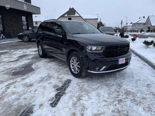 Black Dodge Durango 2018 in Alytus, with an engine capacity of 3.60 L and mileage of 186 thousand km for 15500 €, photo 1 on AUTOMOTO.COM.LV