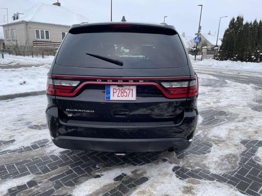 Melns Dodge Durango 2018 Alīta, ar dzinēja tilpumu 3.60 L un nobraukumu 186 tūkst. km par 15500 €, foto 5 vietnē AUTOMOTO.COM.LV