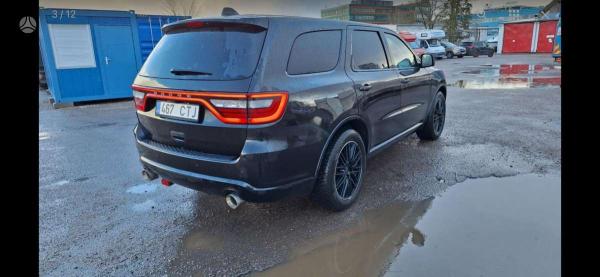 Melns Dodge Durango 2018 Viļņa, ar dzinēja tilpumu 3.60 L un nobraukumu 180 tūkst. km par 22600 €, foto 3 vietnē AUTOMOTO.COM.LV